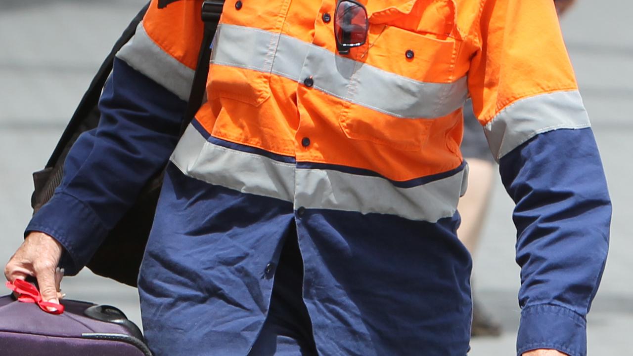 Sacked FIFO worker wins his job back