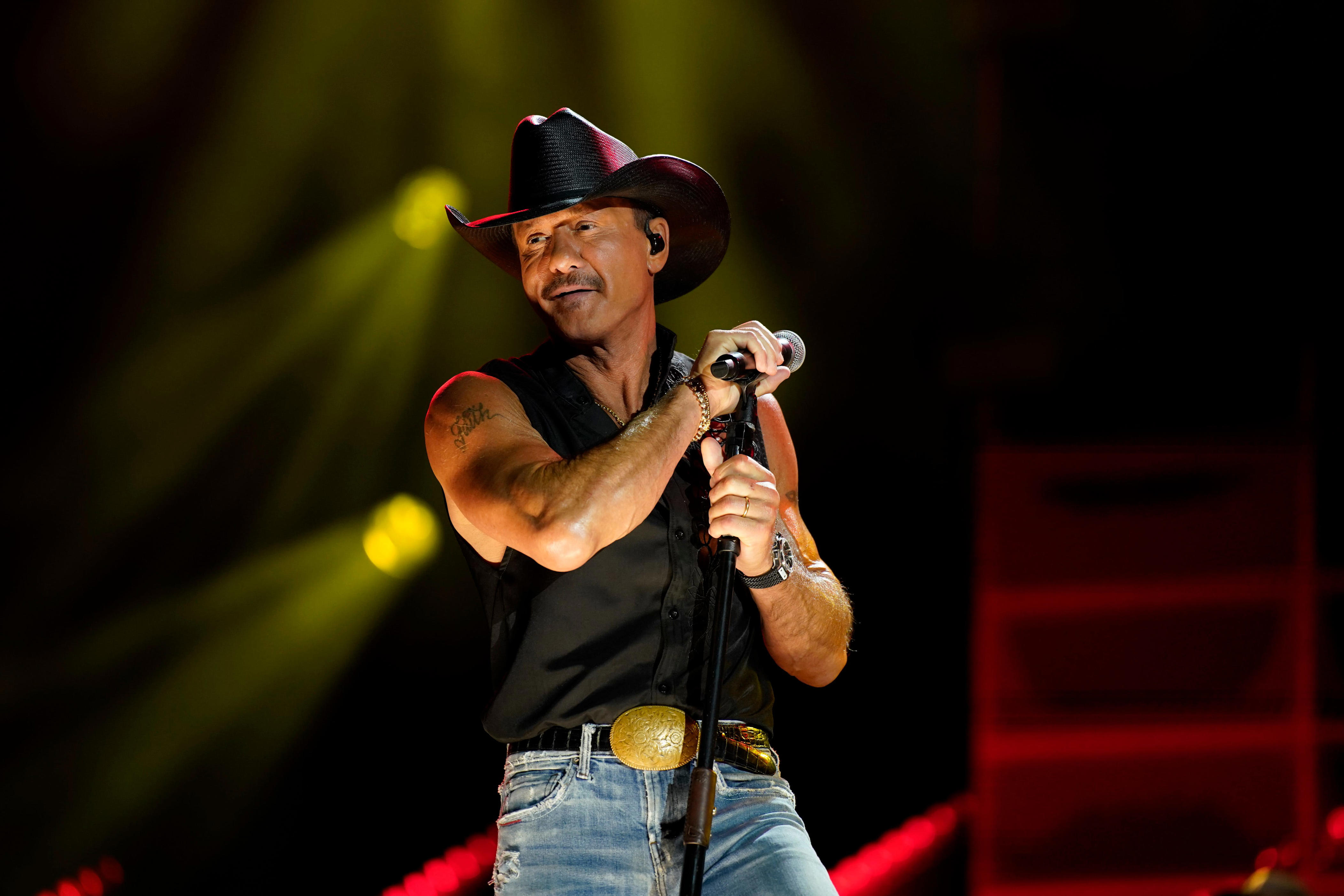 Carly Pearce, Tim McGraw bring old school flare to CMA Fest night 3