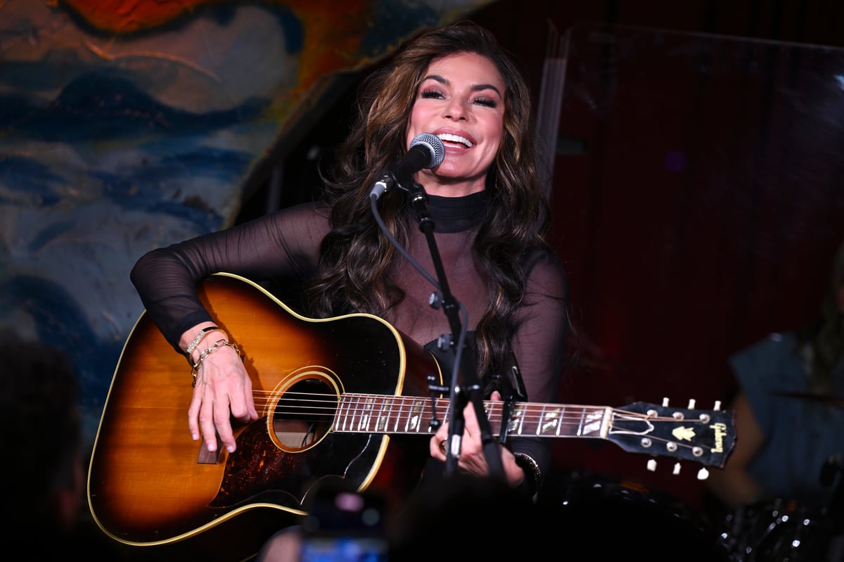 Shania Twain stuns fans at intimate East London pub gig
