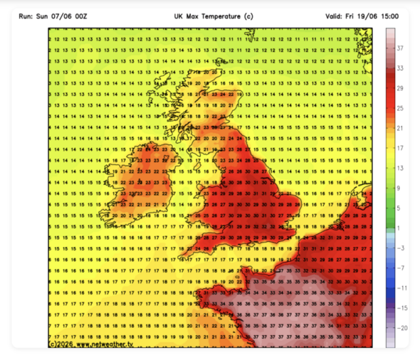 UK weather maps turn red for 34C heat blast with 17 areas above 30C ...