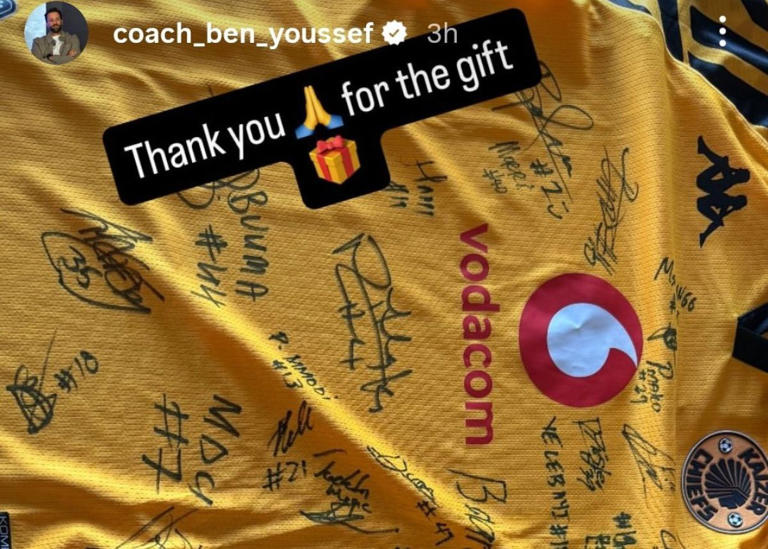 Kaizer Chiefs send special gift to former co-coach