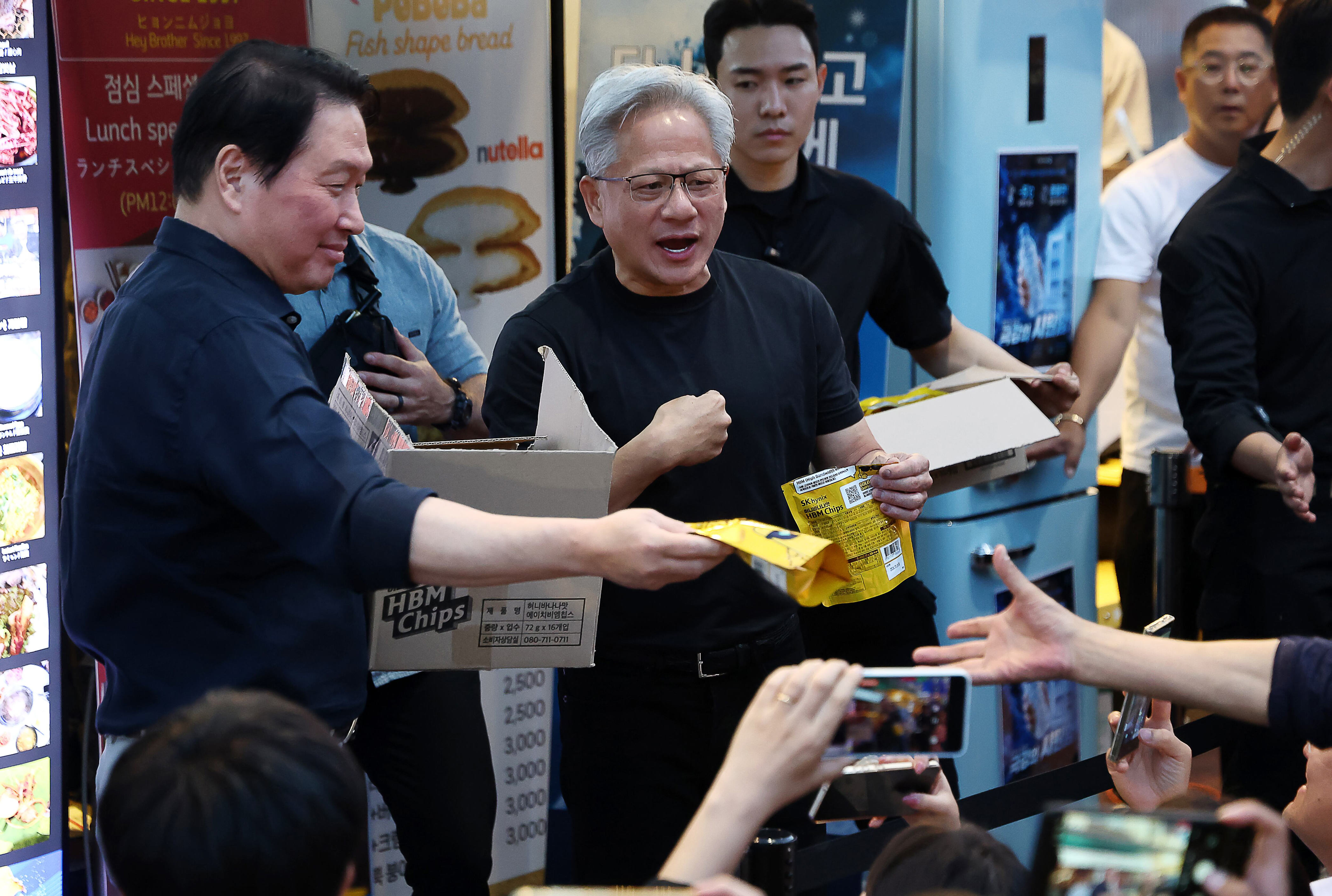NVIDIA CEO's K-food tour boosts chicken, pork belly, snack sales