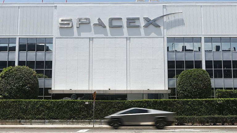 Google will pay SpaceX $920 million per month for compute access