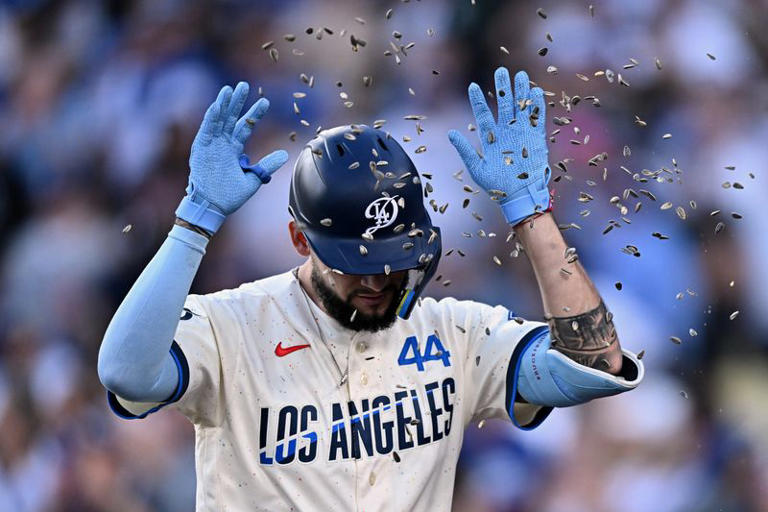 MLB roundup: Nine-run first propels Dodgers to another win over Angels