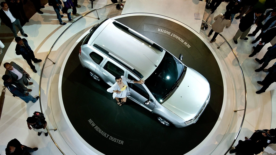 Renault Duster 1.0 turbo petrol tops segment mileage charts