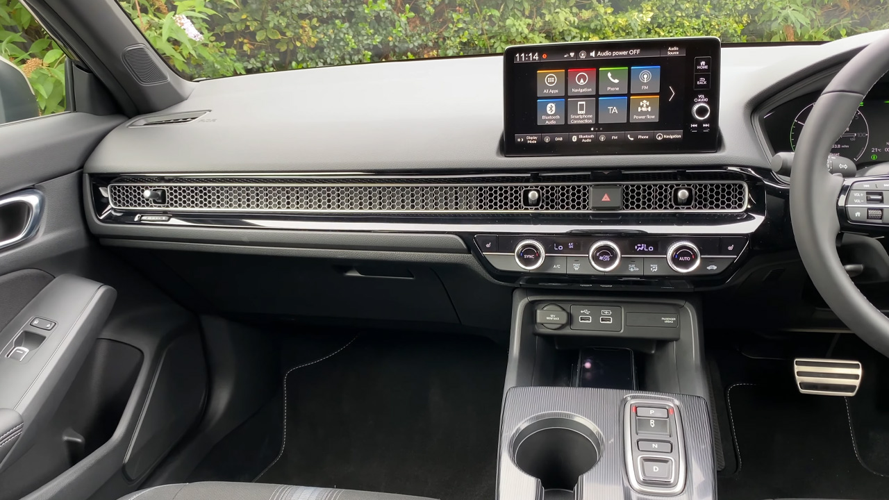 Inside the futuristic honeycomb interior layout of this new Honda Civic