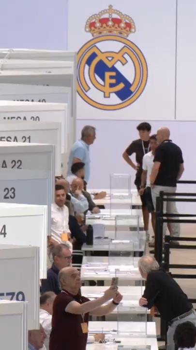 Florentino Pérez's 20 year grip on Real Madrid set for election test