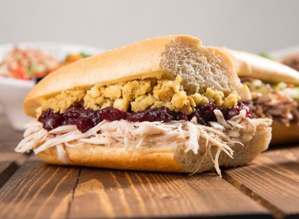 3 chain restaurants with the best hot turkey sandwiches, according to chefs