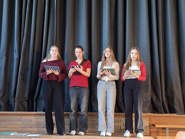Schwalmgymnasium: Turnhalle voll besetzt – Big Band verliert Abiturienten