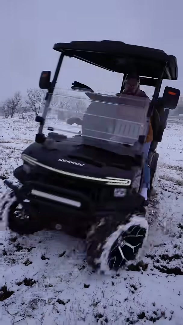 Papaw's snow day adventure goes hilariously wrong