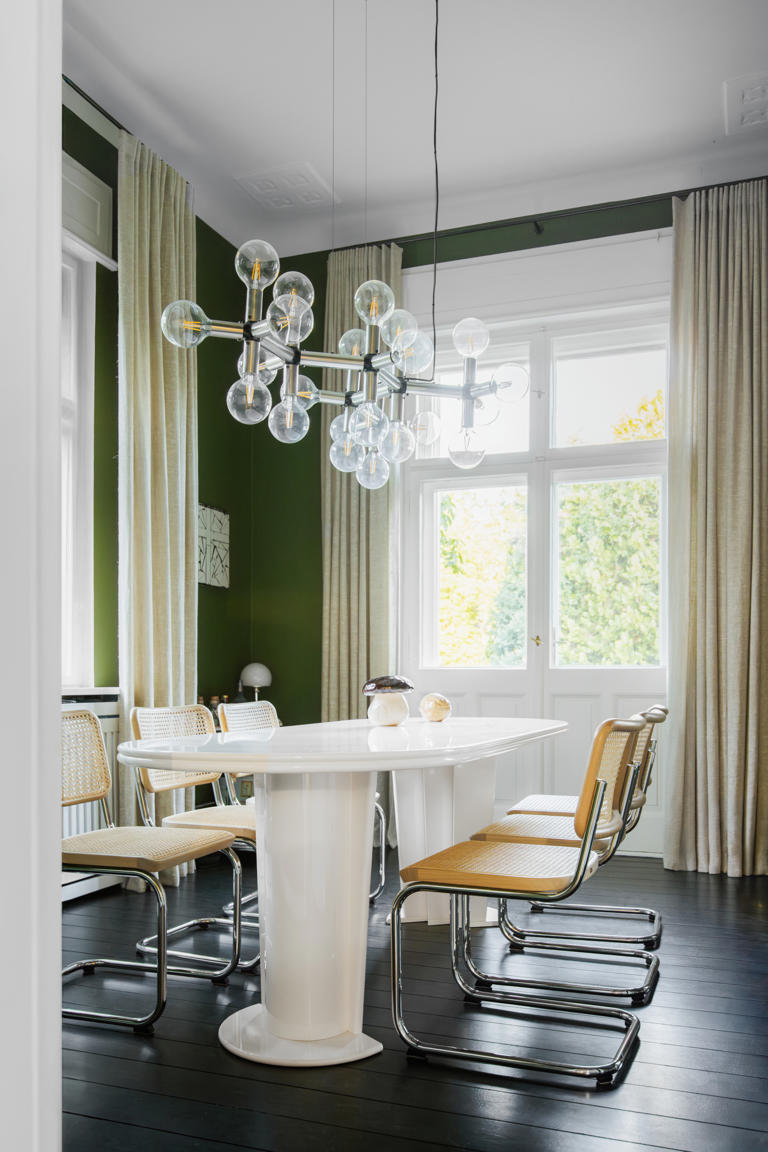 This 120-year-old villa's modern color palette works wonders