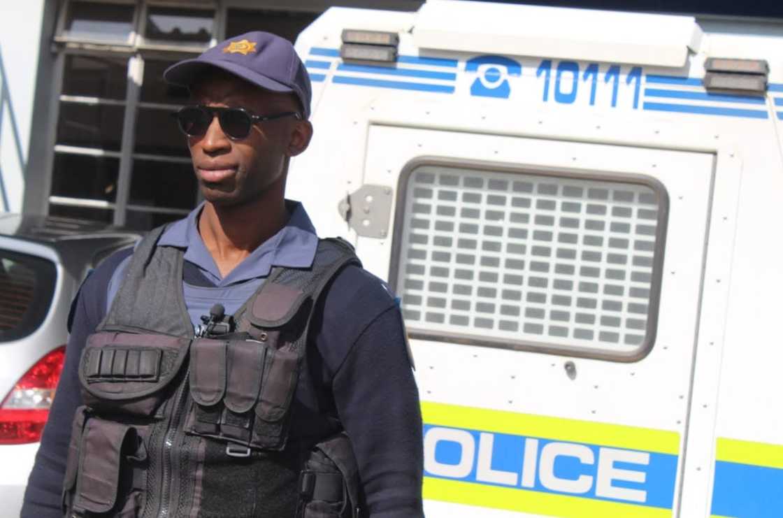 SAPS officer faces consequences after returning bribe during Facebook Live