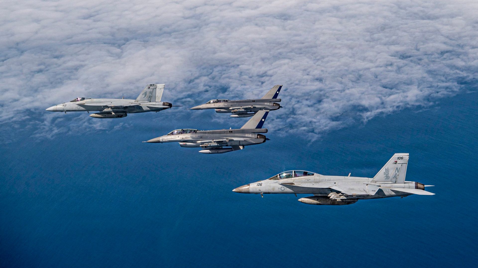 A look at the salaries of US Navy fighter pilots in 2026 & why ...