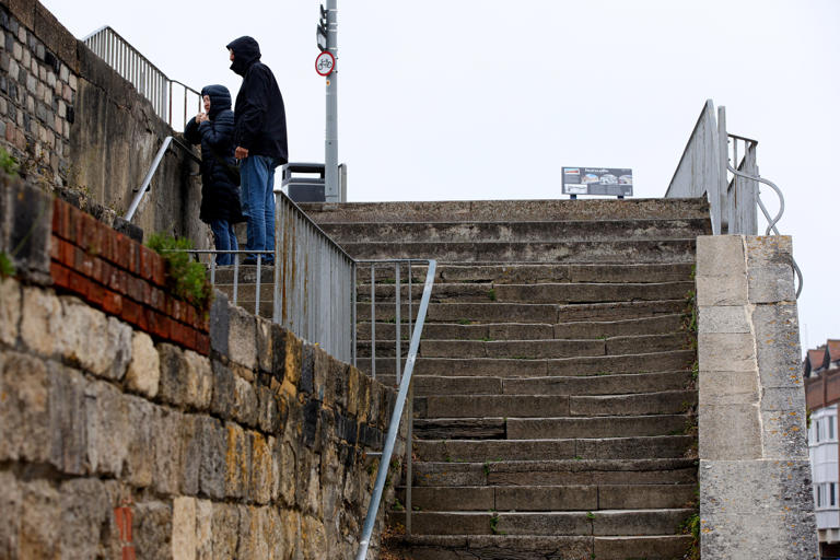 21 photographs showing yesterday's atrocious weather - with more ...