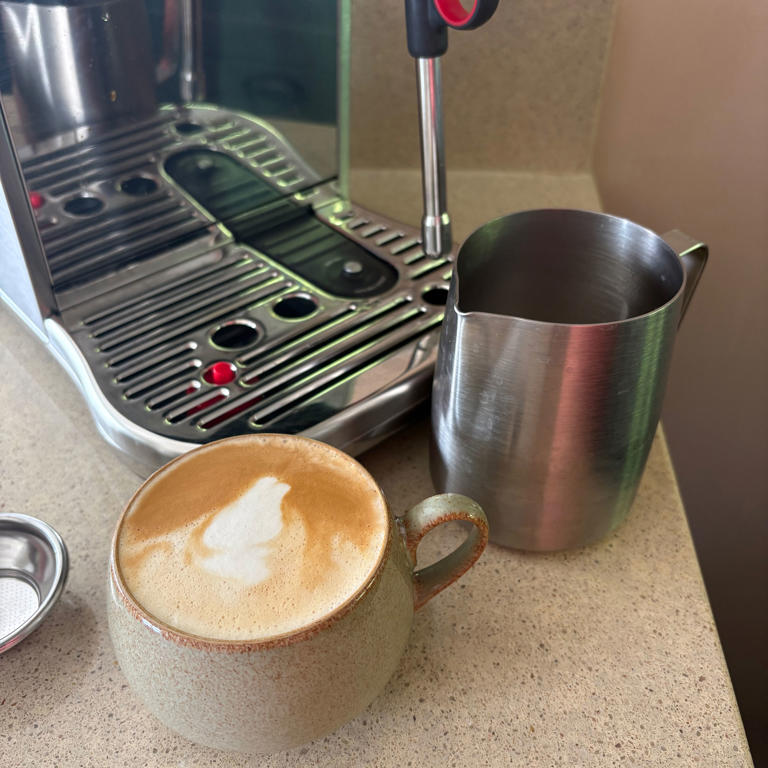 This £399 Sage coffee machine is small-kitchen friendly and made for ...