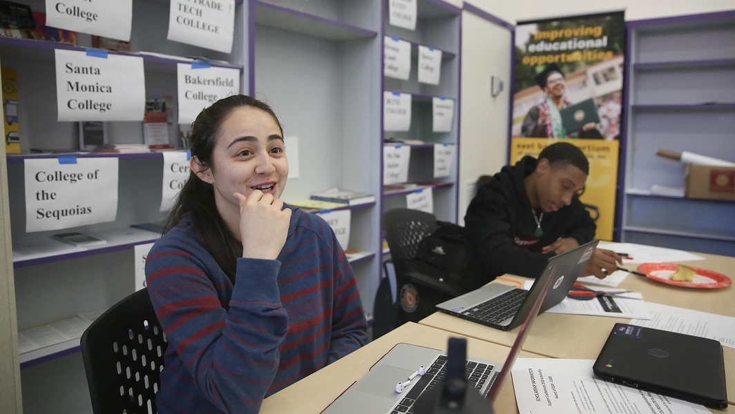 Your teen’s ultimate college prep roadmap