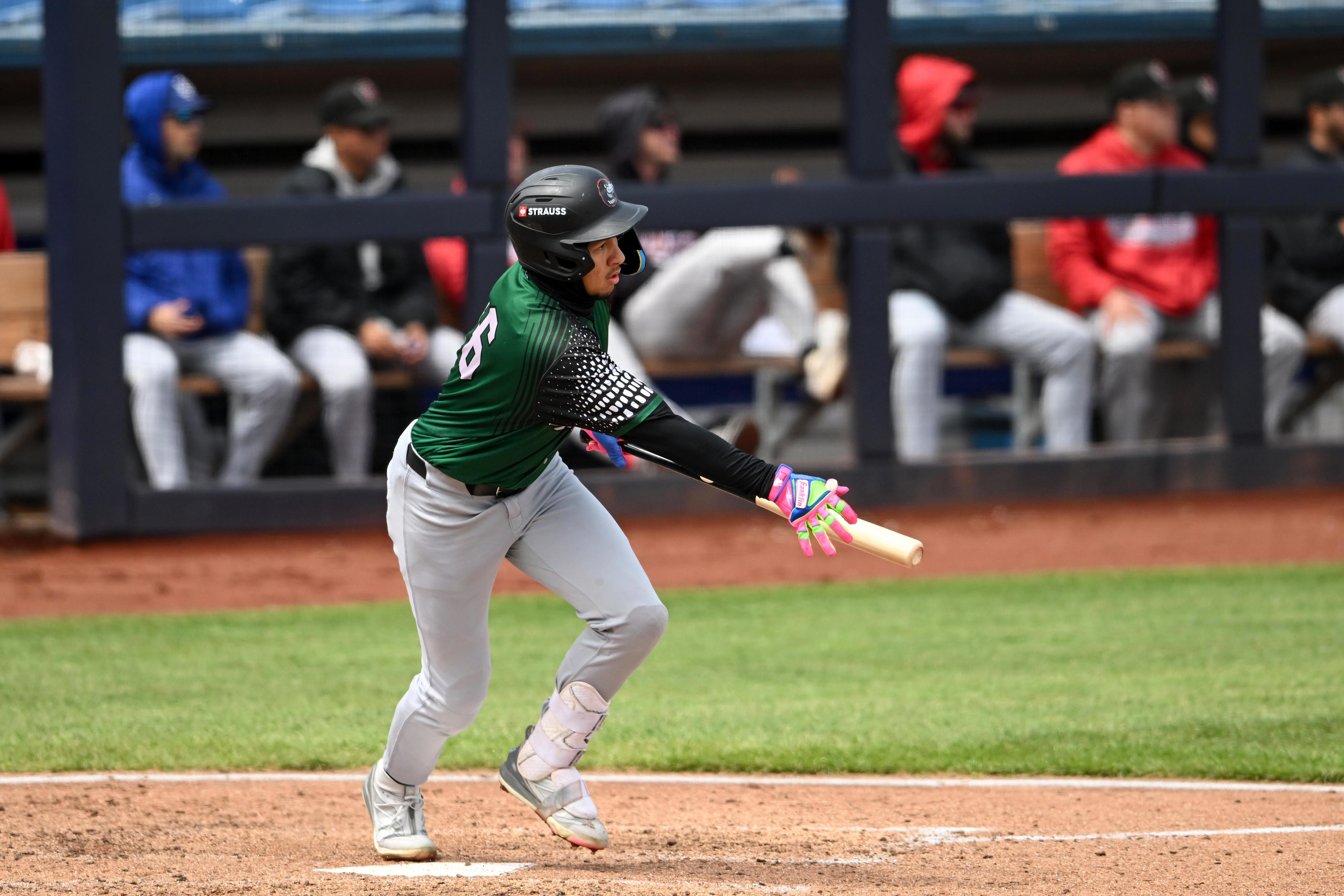 Eduardo Quintero breaks Great Lakes on-base streak record