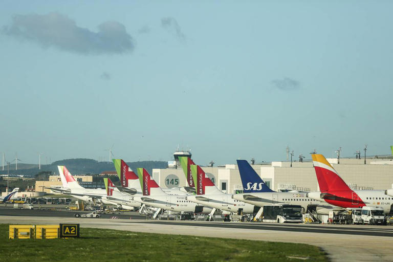 Companhias aéreas consideram produção de combustível verde para aviação ...