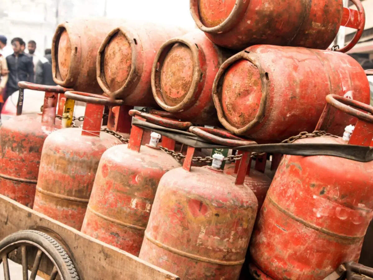 LPG prices up again: 7 smart kitchen tricks to make your gas cylinder ...