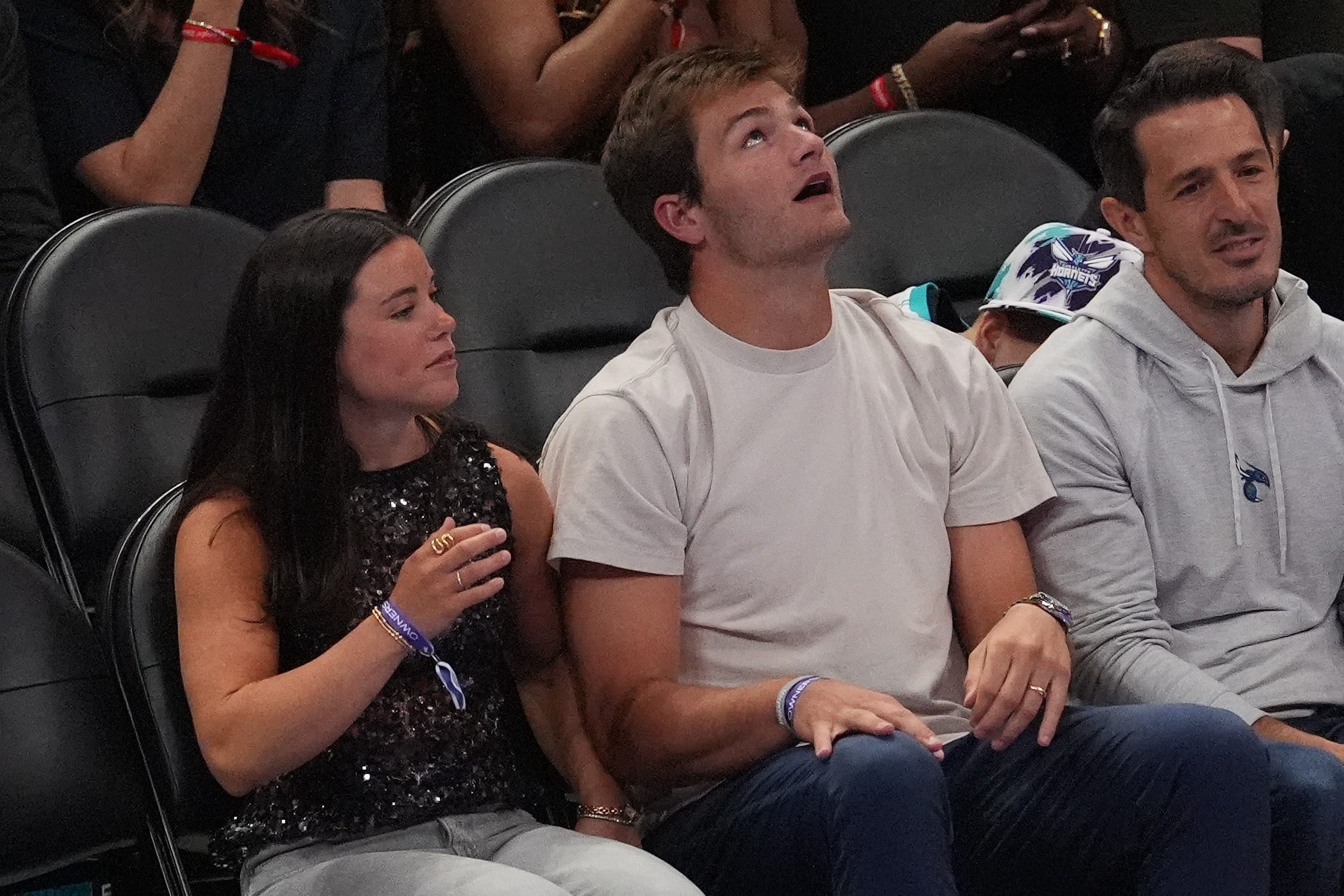 Patriots’ ‘First Lady’ went from middle school girlfriend to Super Bowl ...