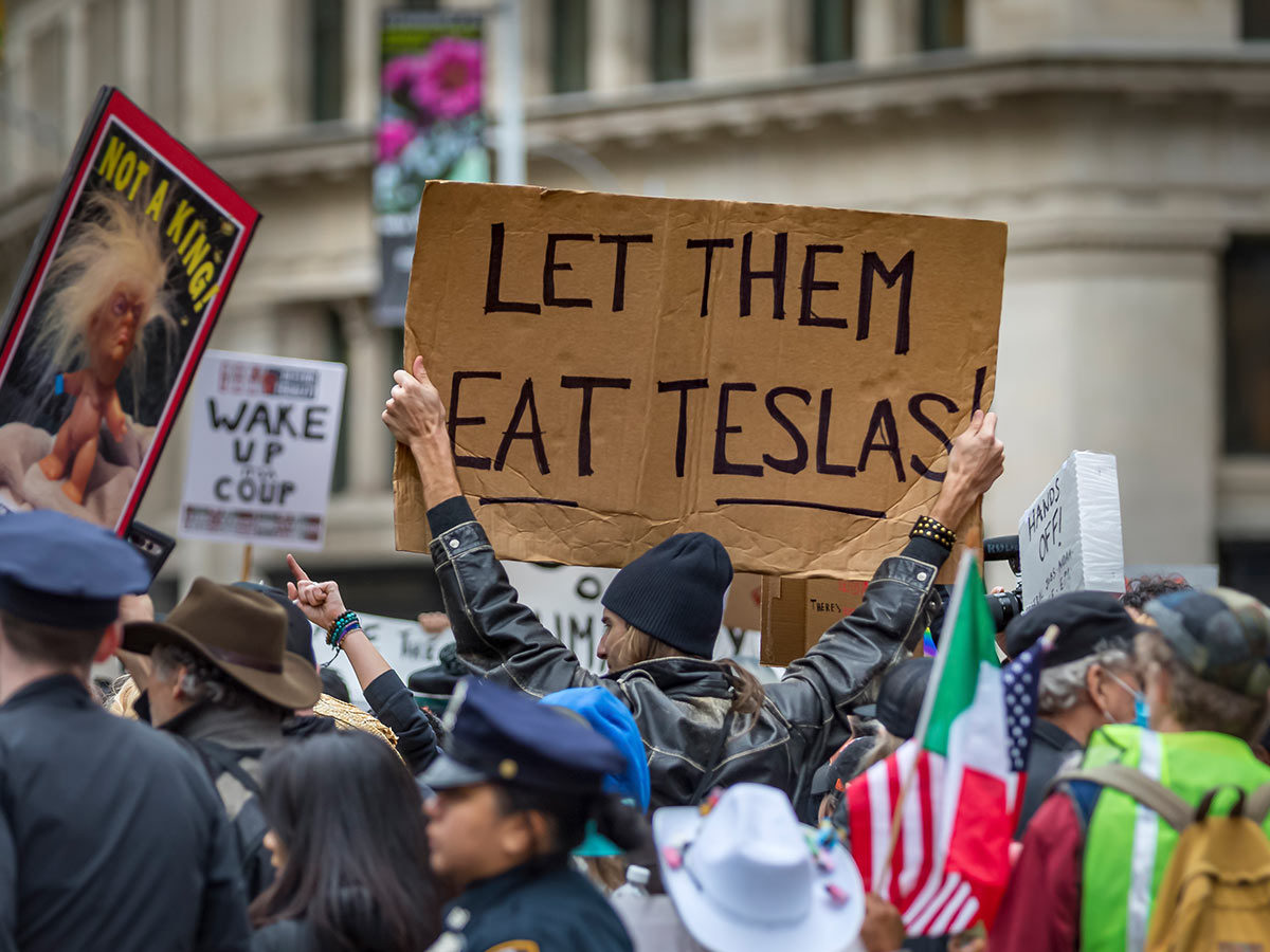 Historical movements: Powerful photos from hands-off protests in all 50 ...