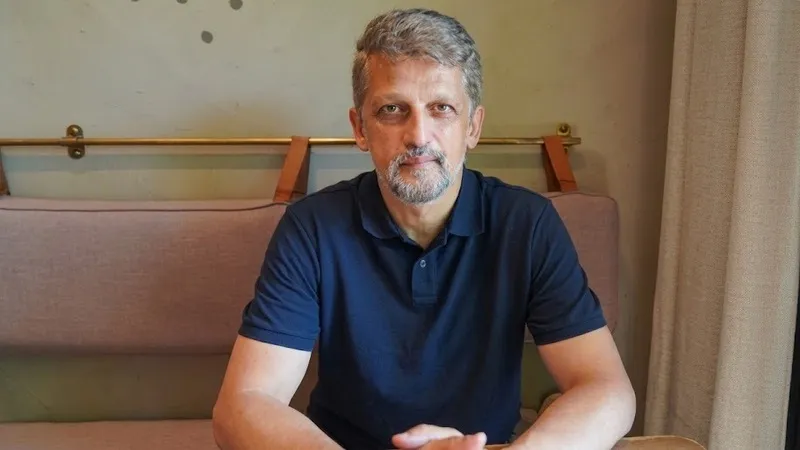 Türkçe konuştuğu için sözlü saldırıya uğrayan Garo Paylan: Bu ön ...
