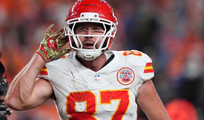 Travis Kelce shocks a drive-thru clerk who didn't recognize him with a ...