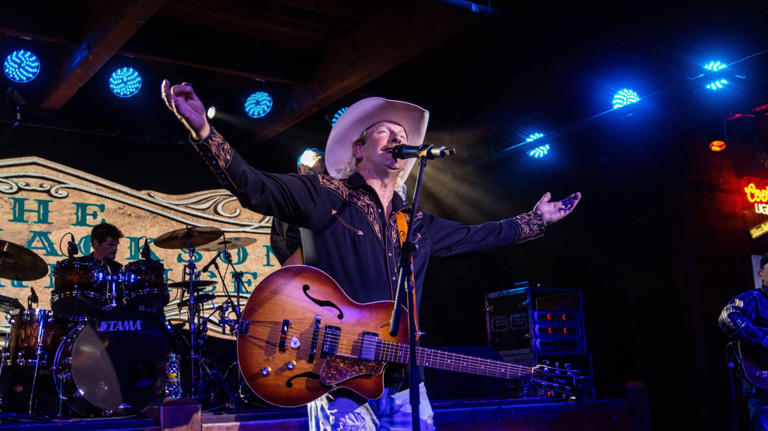 Alan Jackson’s final show has fans reflecting on the memories that ...