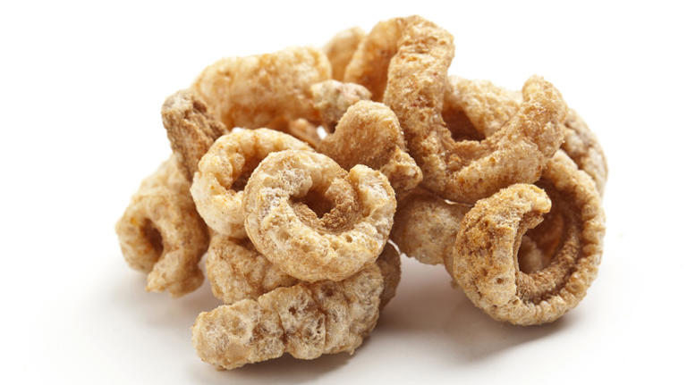 Pay close attention to labels for truly keto-friendly pork rinds. Here ...