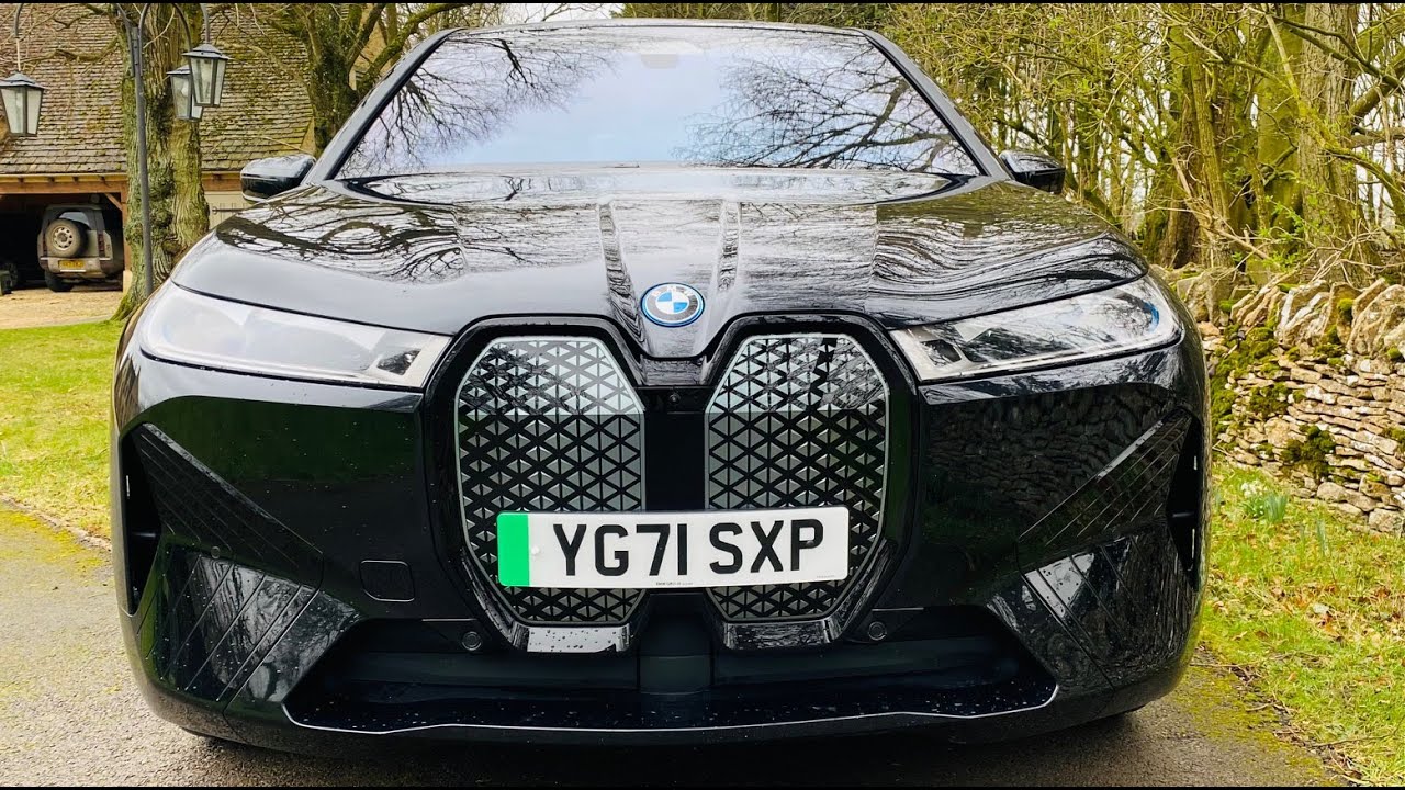 Can BMW's iX xDrive50M really do 300 miles?