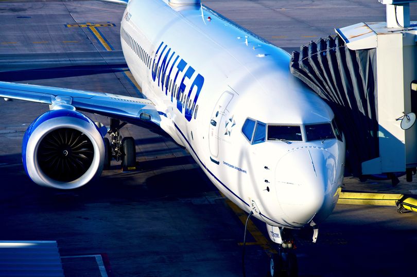 Houston man allegedly got through TSA and on a United flight with a ...