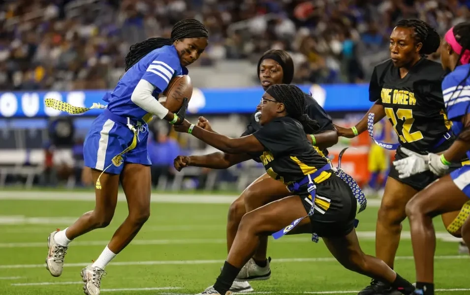 U Sports to launch women's flag football pilot in 2027–28