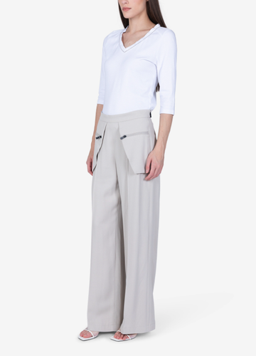 Statt Jeans: „Inside-out“-Pants sind jetzt der elegantere Hosentrend 2026