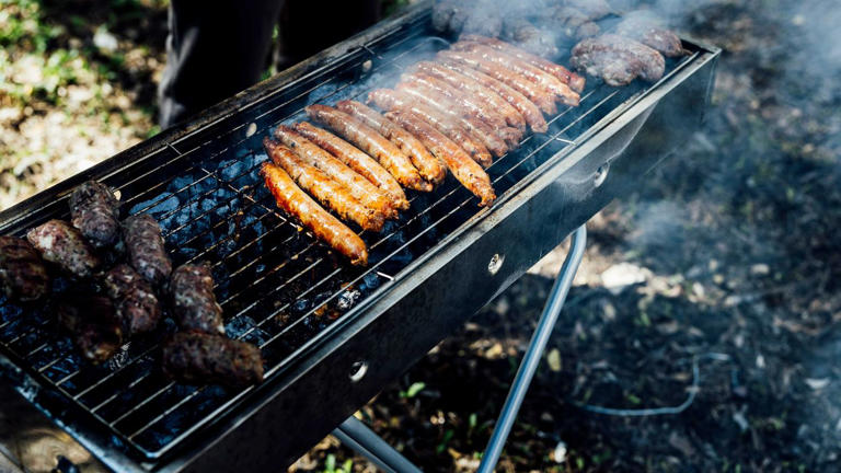 Texas BBQ spots are shutting down as Iran war contributes to beef ...