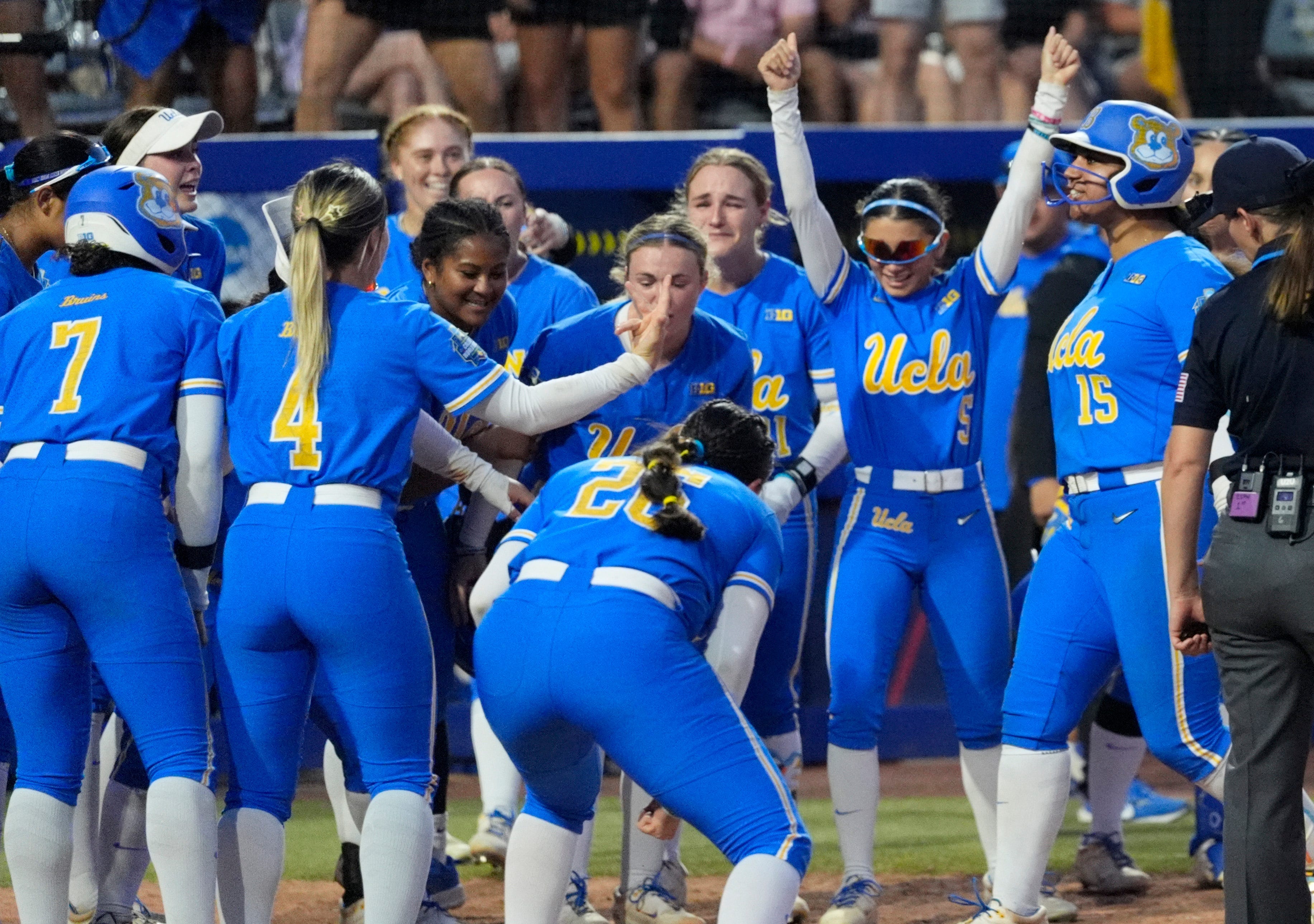 UCLA should still be powerful in 2027 without their star seniors