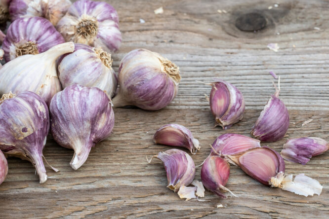 Why the colour of garlic can change the taste of your food