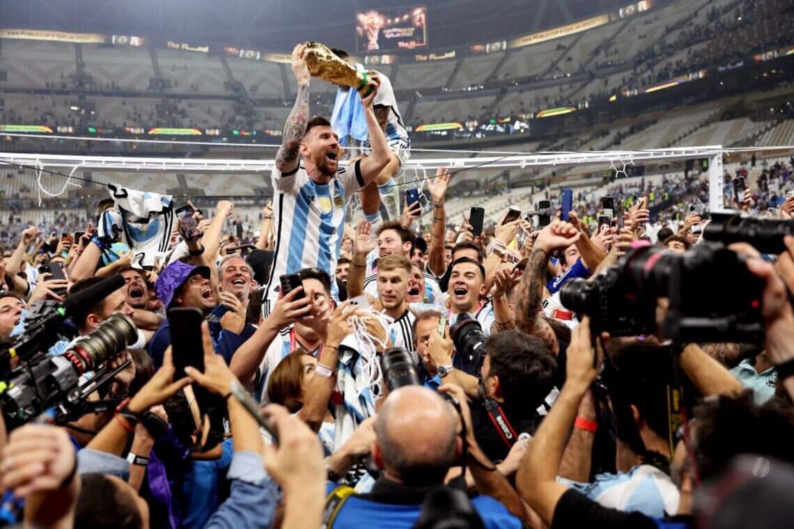 Cote's Hot Button Top 10: World Cup opens, Knicks in command, NHL ...