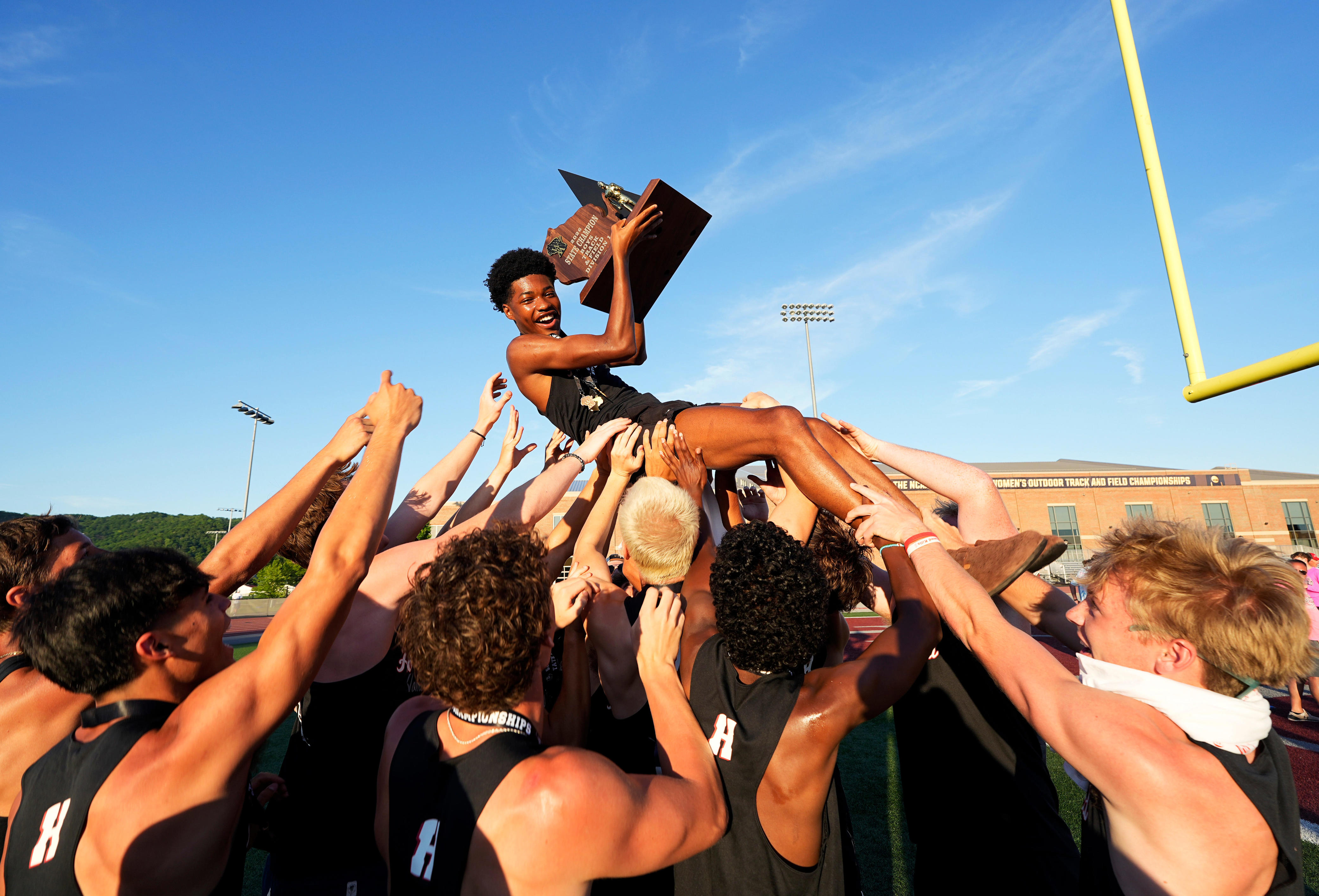 Homestead wins boys state track; West's Zielinski breaks oldest ...