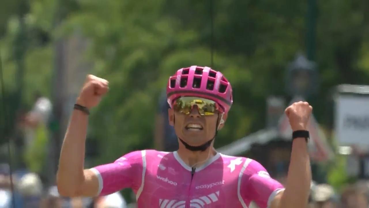 Alex Baudin goes solo on stage 1 of the Tour Auvergne-Rhône-Alpes