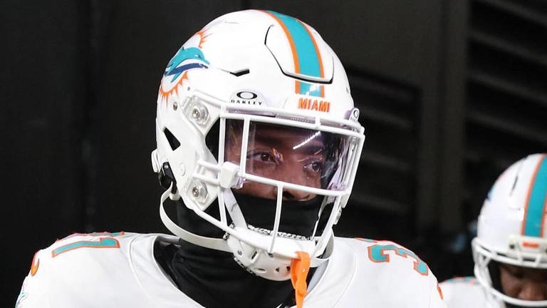 Dolphins OC fuels breakout buzz for underused second-year playmaker