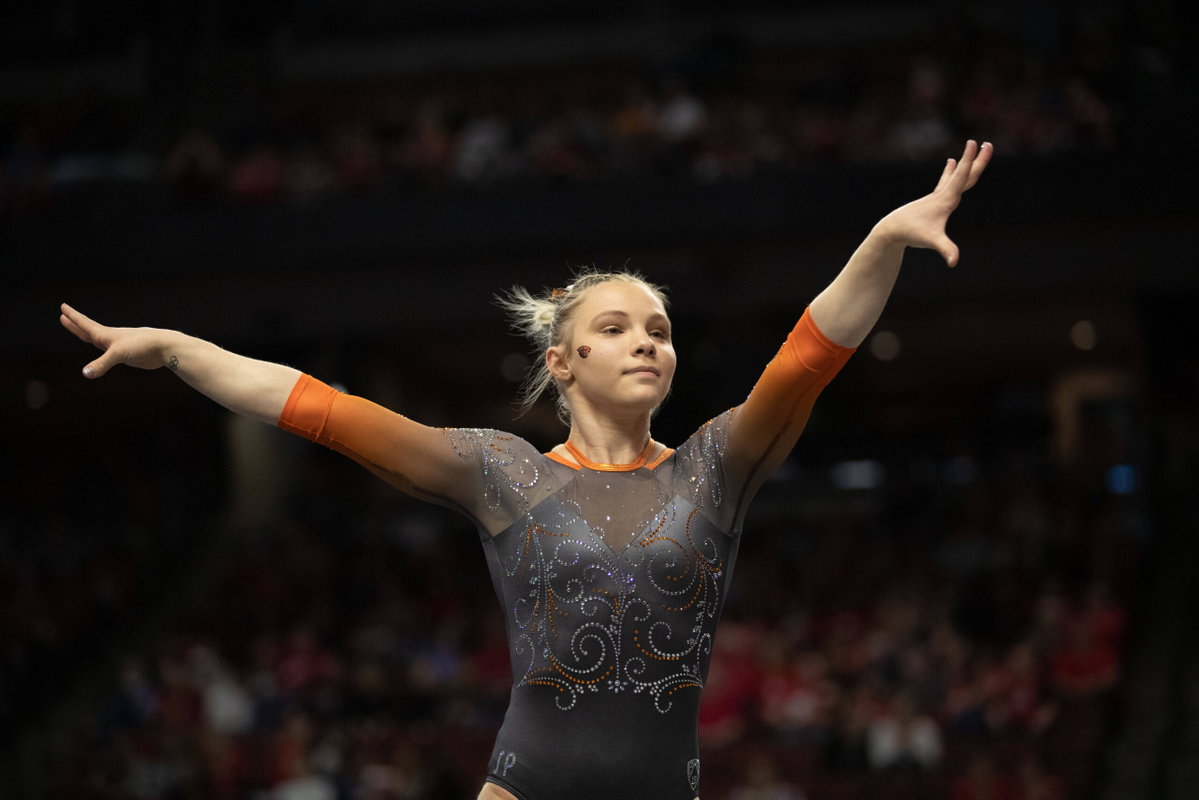 Gymnasts that gymnastics fans debate as overhyped: Divided opinions ...