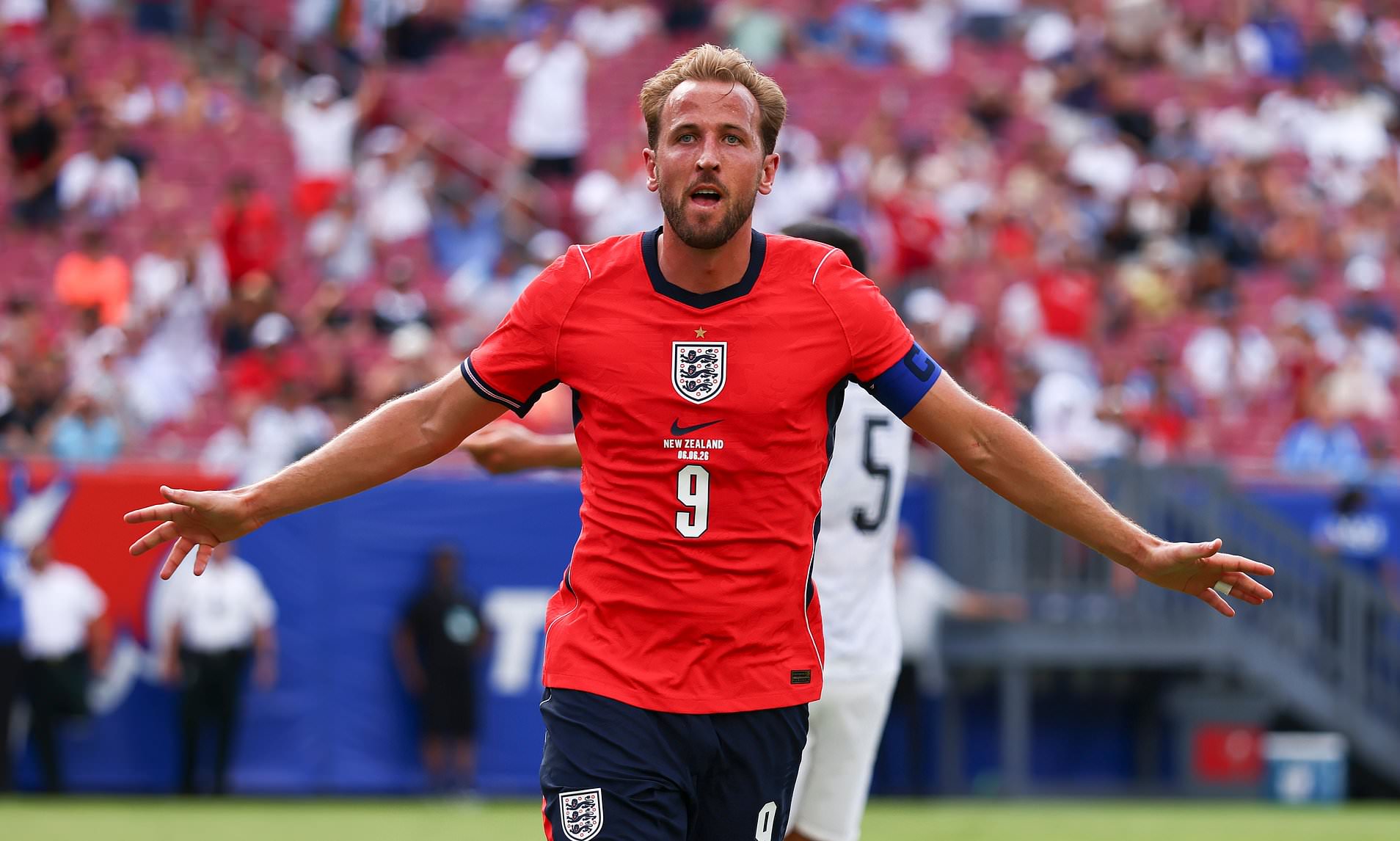 Roy Keane warns Harry Kane will need to stop 'ridiculous' positioning ...