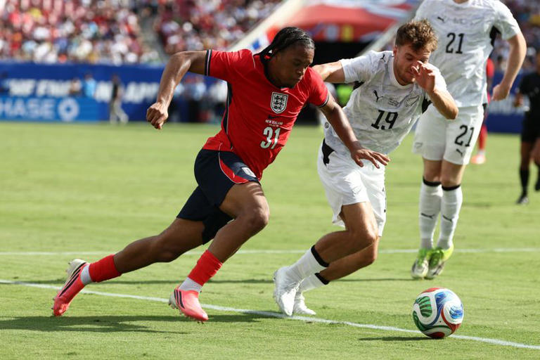 Everton star pays Liverpool compliment after Rio Ngumoha's 'quality ...