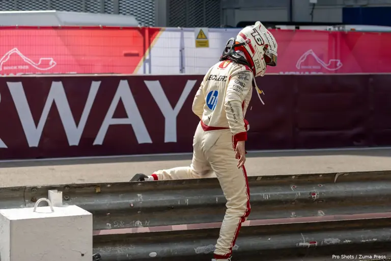 Leclerc is 'te braaf' en krijgt stevige kritiek: "Als dit Max was in de ...