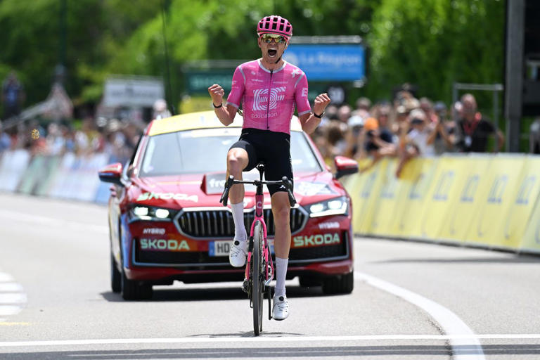 Critérium du Dauphiné: Alex Baudin survives from early breakaway to win ...