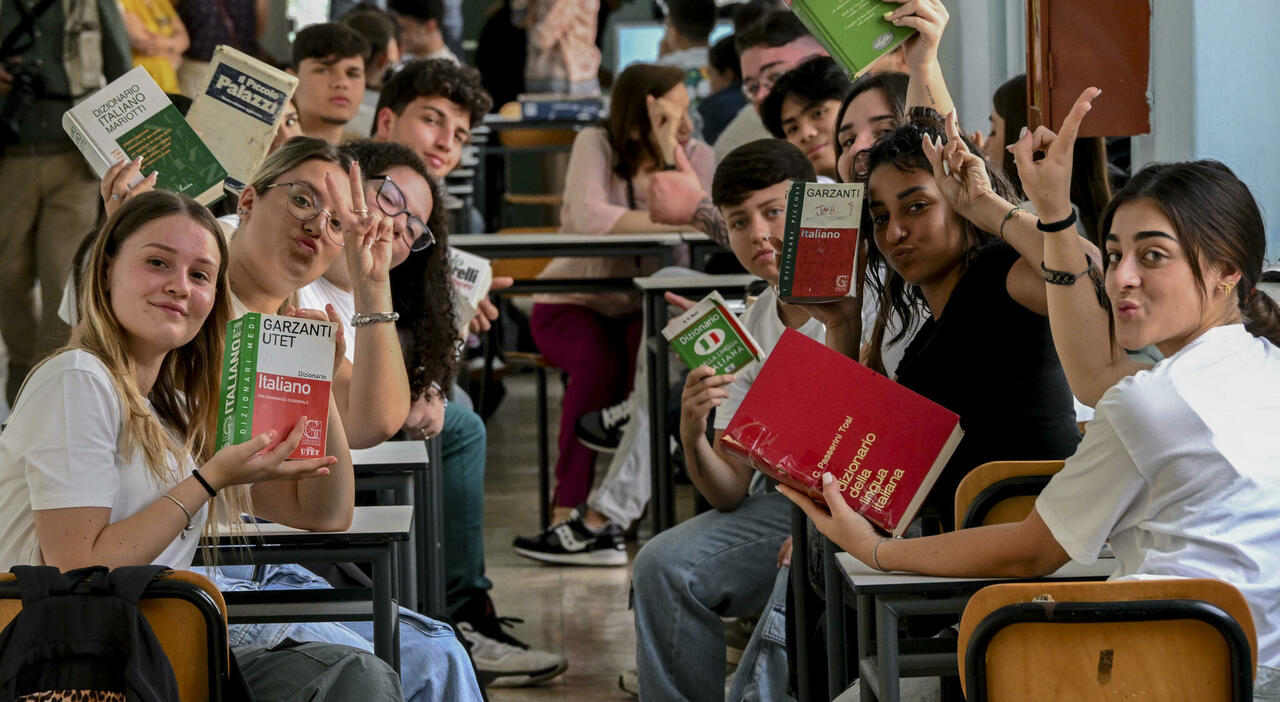 Maturità 2026, debutta il nuovo esame: addio scena muta, materie fisse ...