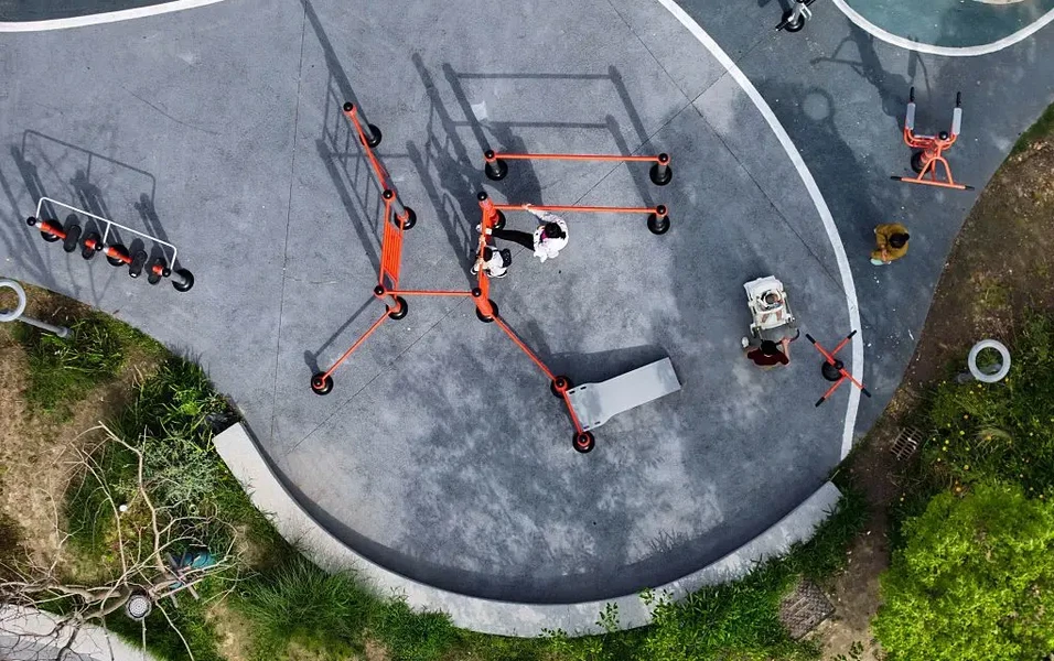 Turn any space into your personal outdoor gym