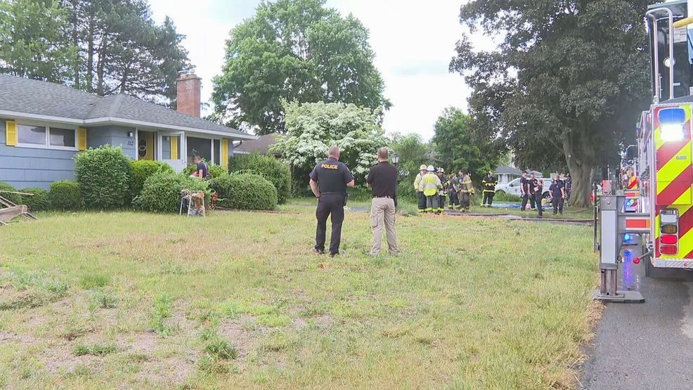 Elderly Irondequoit couple dies in Sunday morning house fire