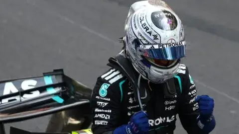 Checo Pérez recibe multa en Barcelona tras exceder el límite de ...