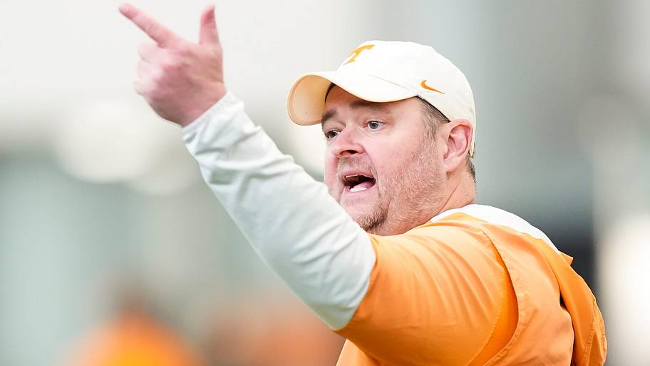 Tennessee football lands underrated defensive lineman commit